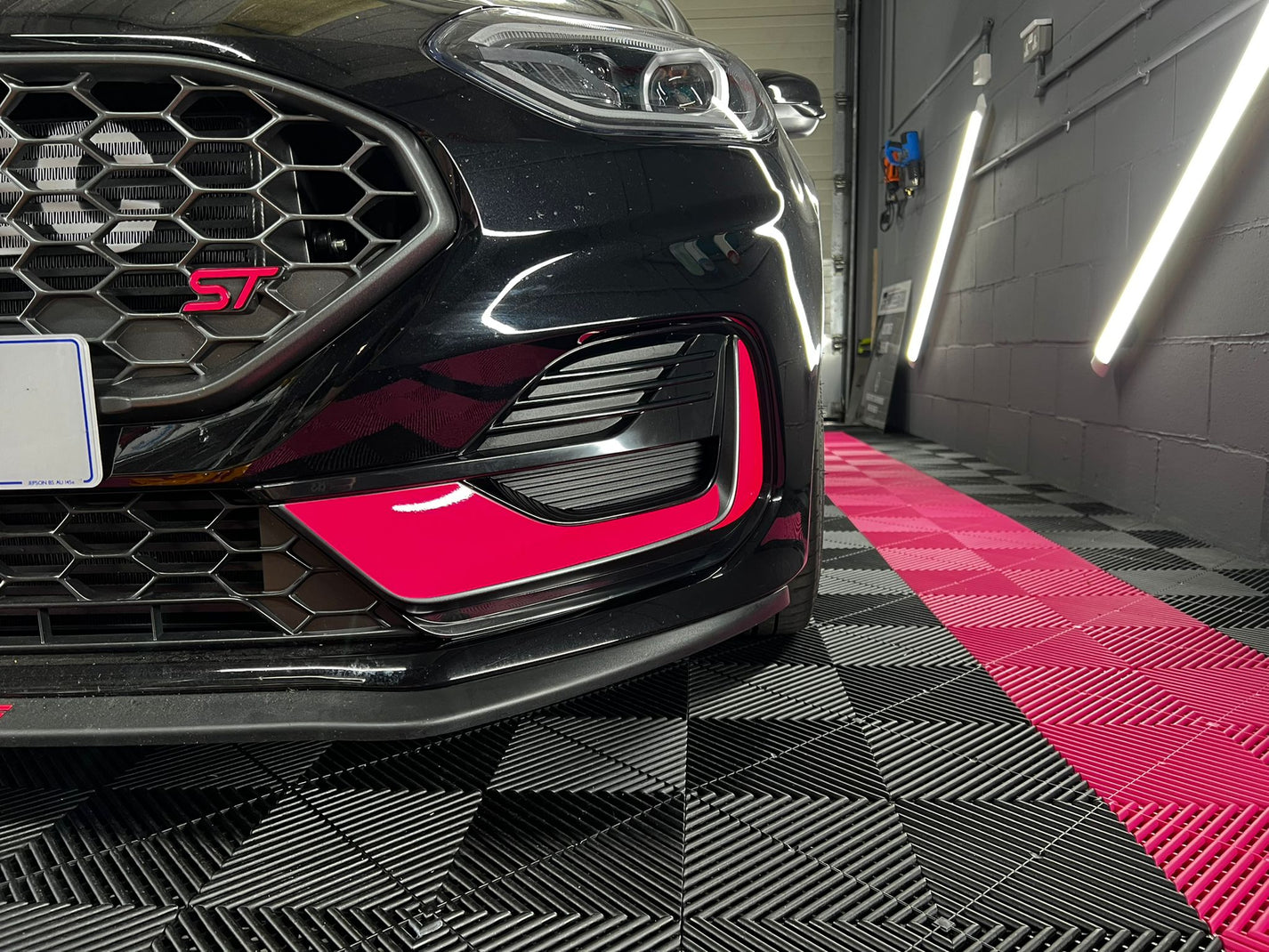 Mk8.5 (Face Lift) Fiesta ST & ST Line Inner Front Quarter Vinyl Decal ...